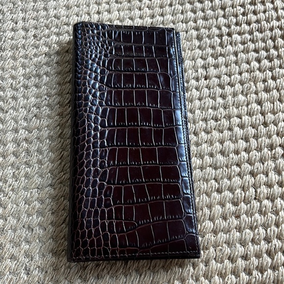 Levenger | Bags | Levenger Womens Or Mens Alligator Wallet | Poshmark